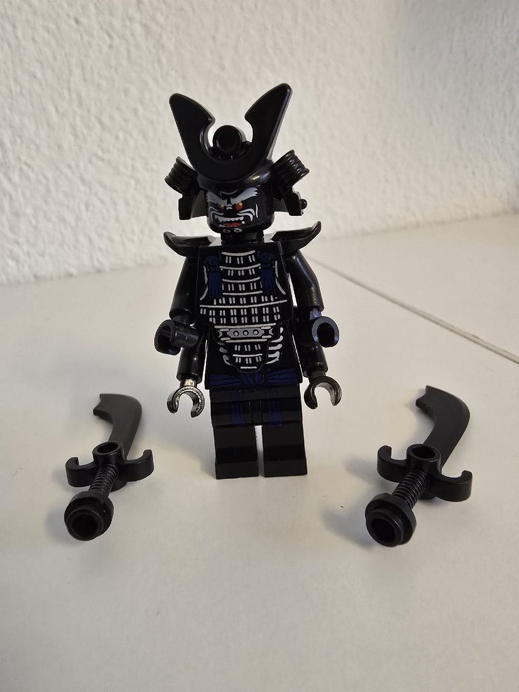 Lego Ninjago Lord Garmadon Minifigur (Gebraucht) in Kriens für CHF 1 ...