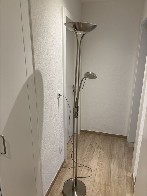 Lampe de salon halogène en métal argenté, état neuf (D'occasion) à ...