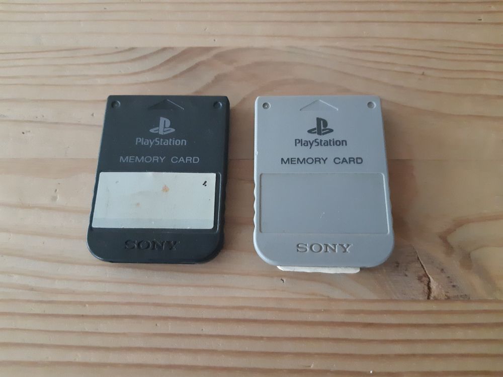 2 x Original Sony PS1 Memory Card Speicherkarte im Set | Kaufen auf Ricardo