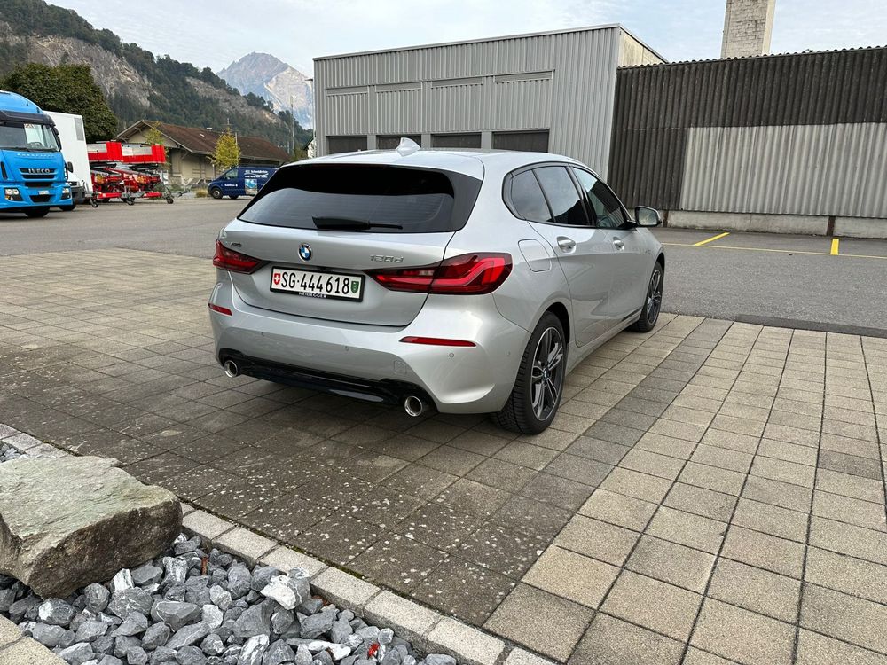 BMW 120d xDrive Sport Line (2020) | Kaufen auf Ricardo