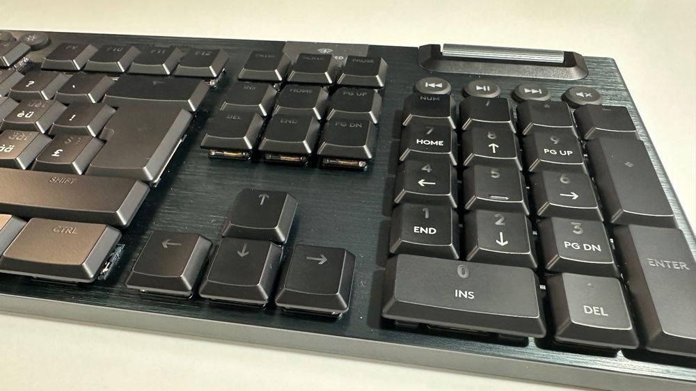 Logitech G915 Lightspeed GL Tactile CH, Kabellos, neuwertig | Kaufen ...