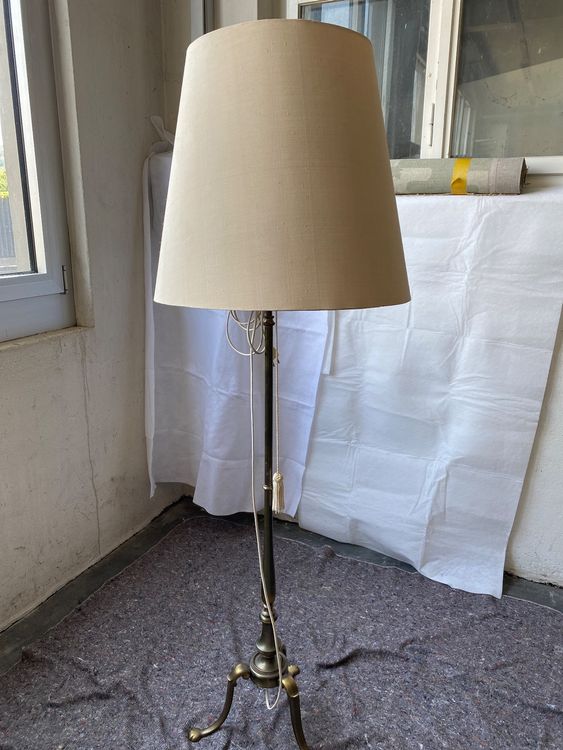 Antike Stehlampe | Kaufen auf Ricardo
