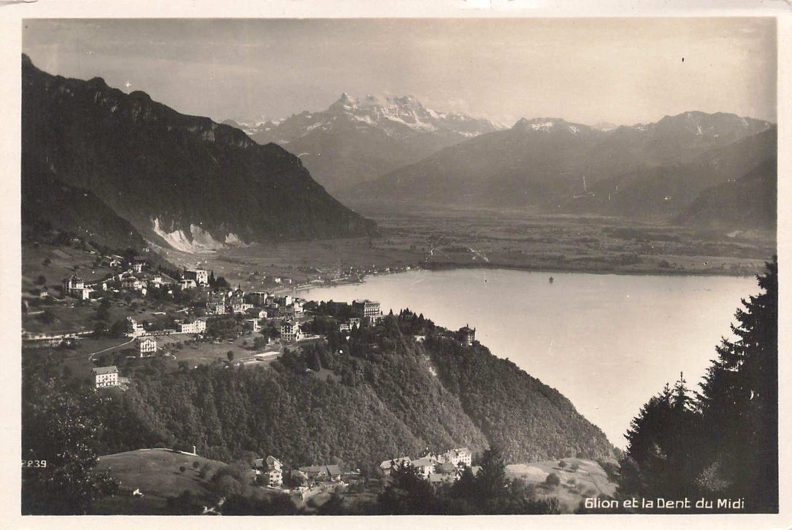 Glion (VD) – Blick auf den Genfersee und die Dent du Midi (Usato) a ...