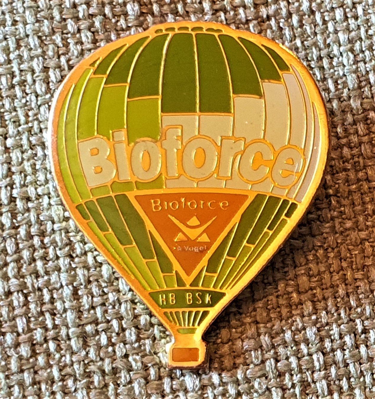 M008 - Pin Ballon Bioforce Vogel - HB BSK (Gebraucht) in Reinach BL für CHF 2 – mit Lieferung ...