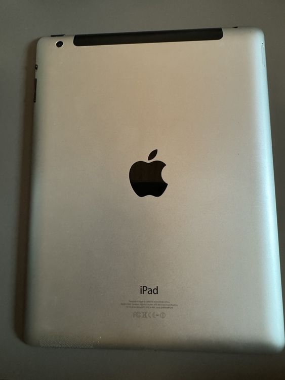 Apple IPad with SIM Card | Kaufen auf Ricardo