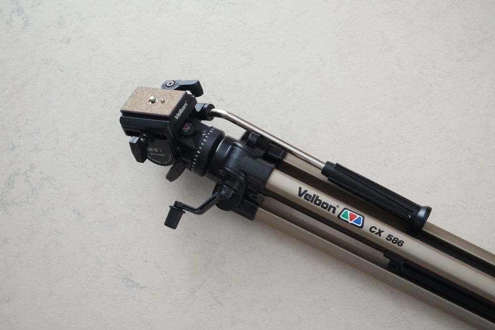Velbon Video Stativ CX586 inkl. Kopf u. Platte, neu (Neu (gemäss ...