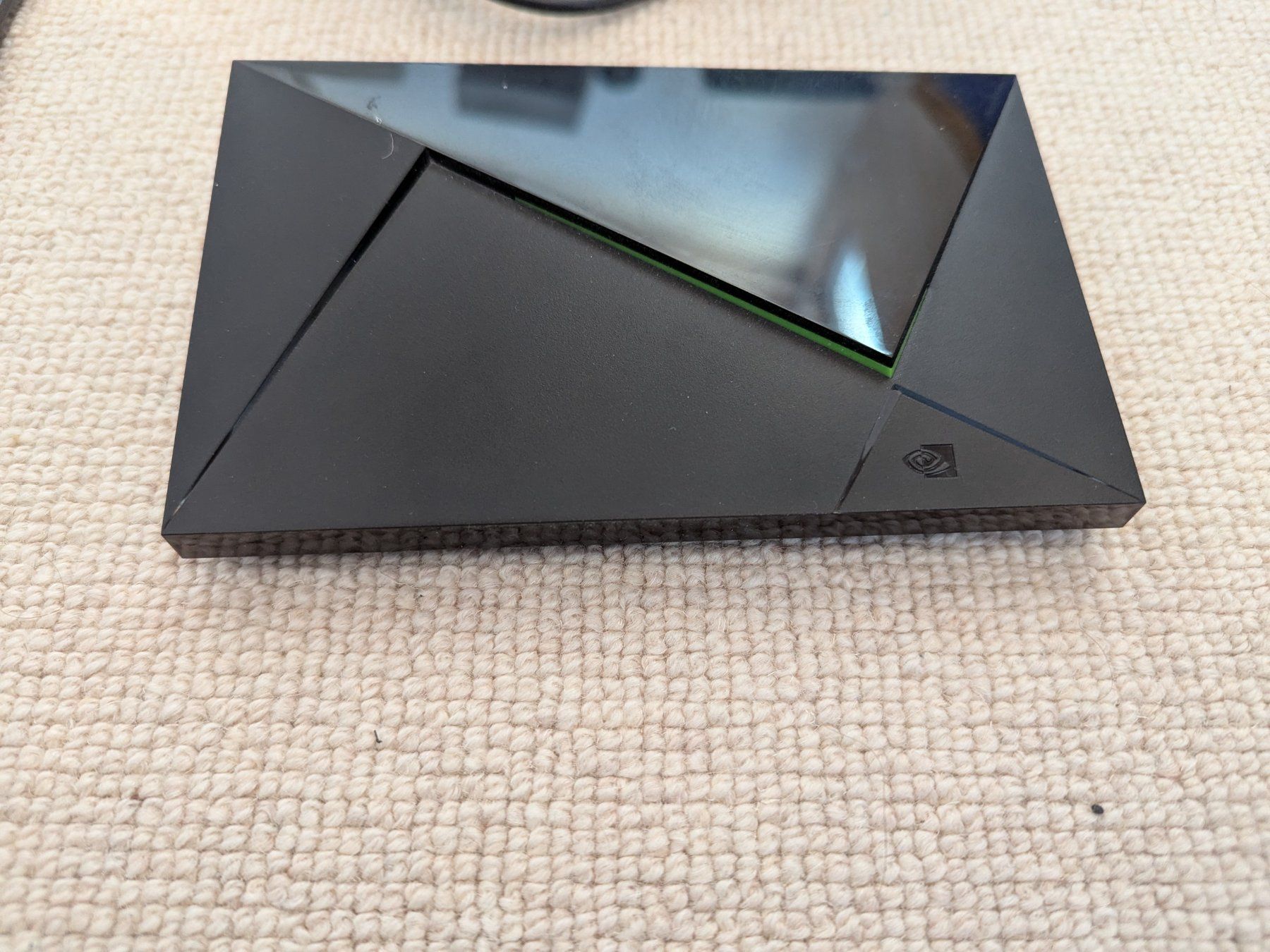 Nvidia Shield TV (remote only) 4K HDR, Android TV (D'occasion) à ...