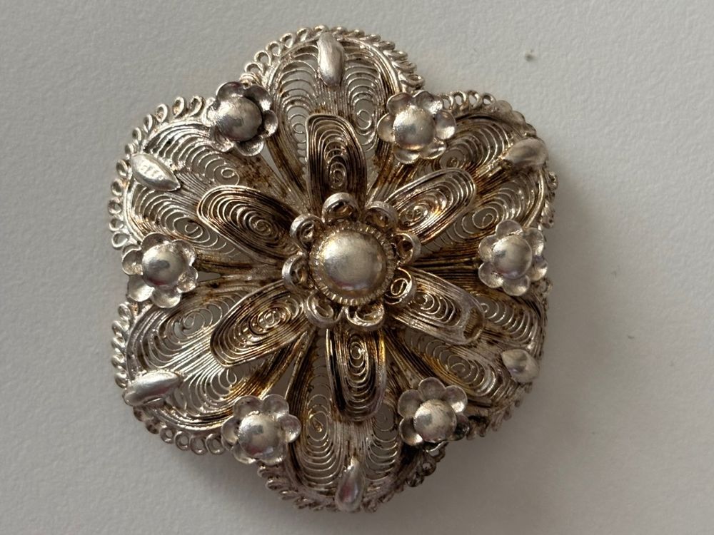 Trachtenschmuck, Berner Tracht, Brosche, Silber (Gebraucht) in Hallau für CHF 80 – mit Lieferung ...