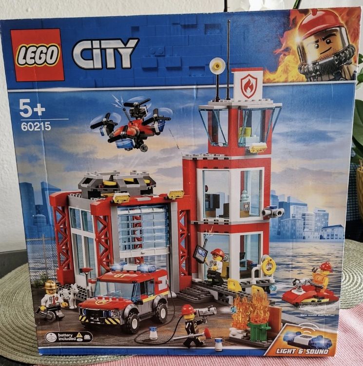 LEGO City Feuerwehrstation 60215 (Neu und originalverpackt) in Wangen ...