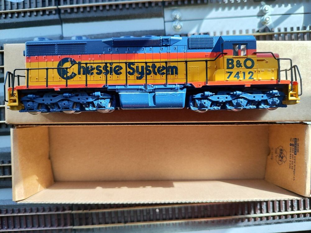 Atlas, Chessie System B&O, EMD SD35 #7412 (Gebraucht) in Gais für CHF 18 – mit Lieferung auf ...