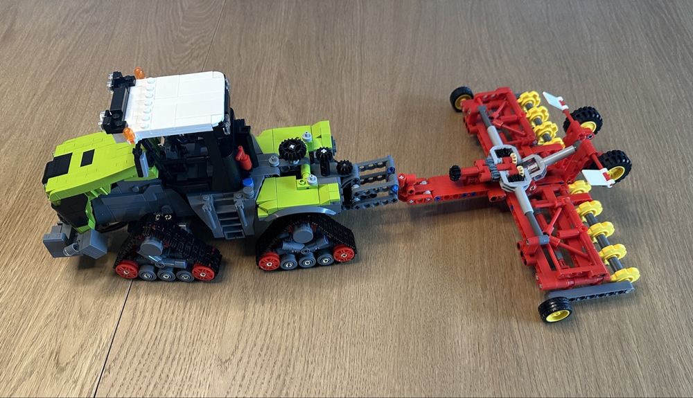 CaDA CLAAS Xerion 5000 Trac TS, Neuwertig, Bausatz (Neu (gemäss ...