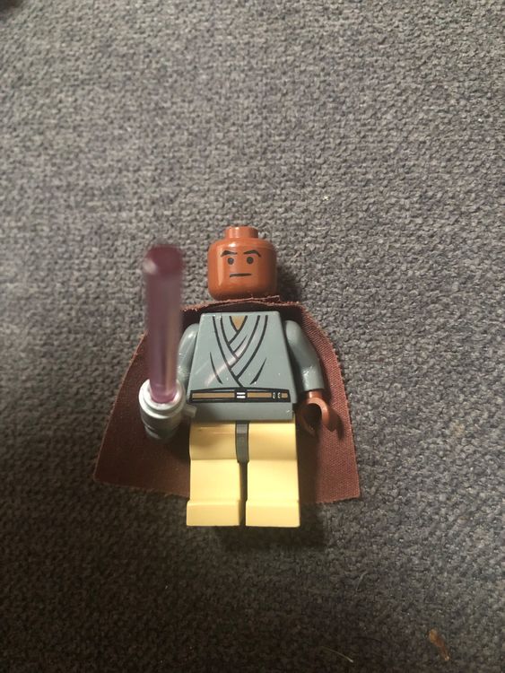 Lego figurine Star Wars Mace Windu avec sabre lumineux (Gebraucht) in ...