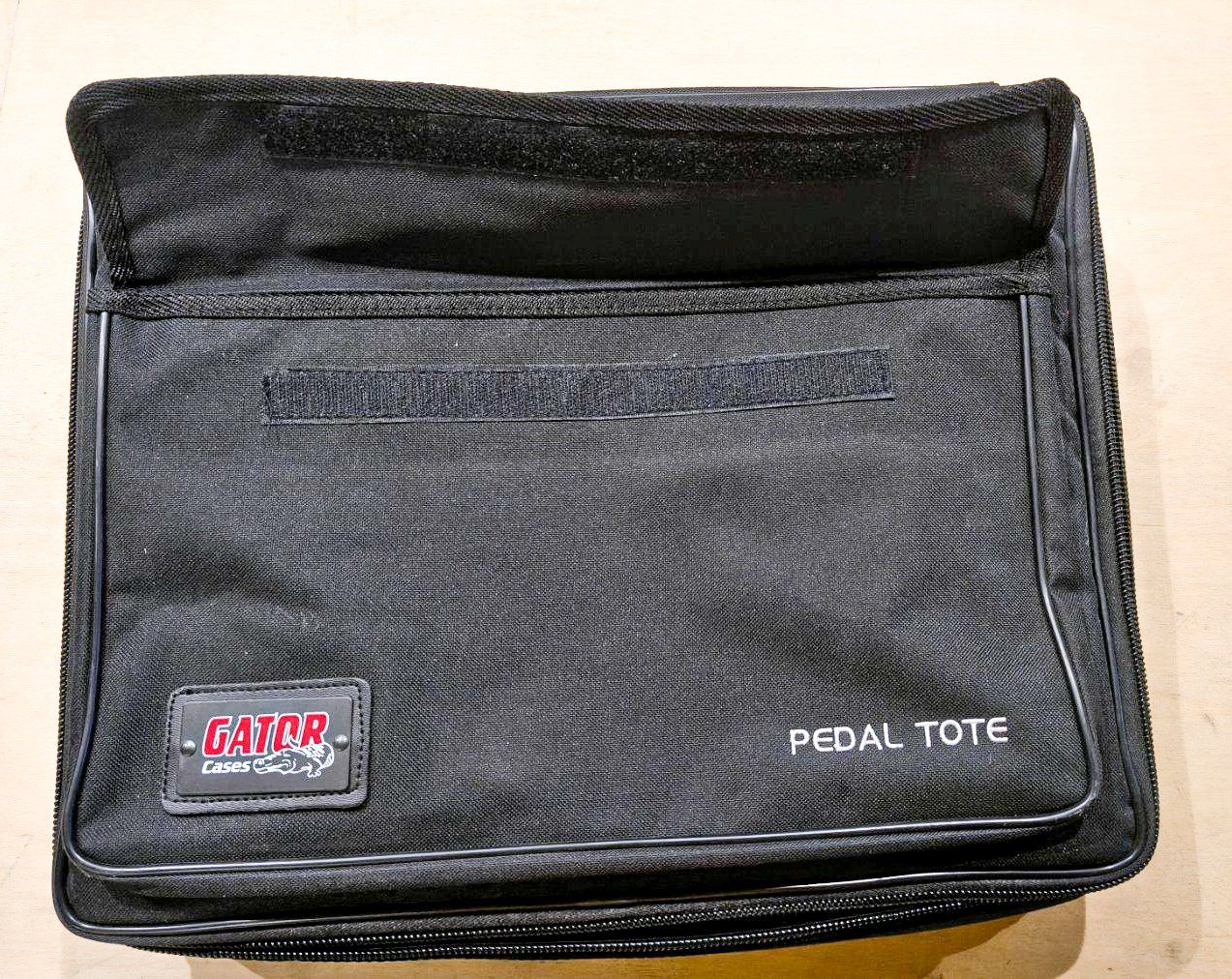 Gator Pedalboard GPT-BL-PWR inkl. Gator G-BUS-8 Netzteil (Gebraucht) in ...