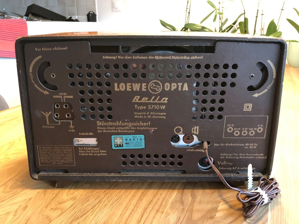 Loewe Opta Bella Typ 5710W, Vintage Röhrenradio (Gebraucht) in ...
