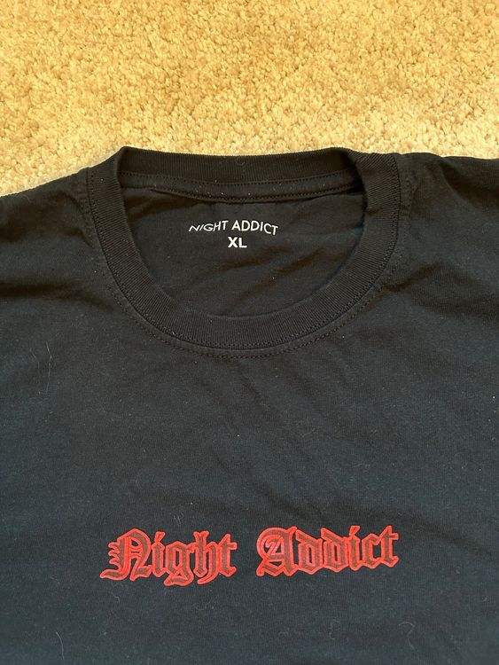 night addict T-shirt | Kaufen auf Ricardo