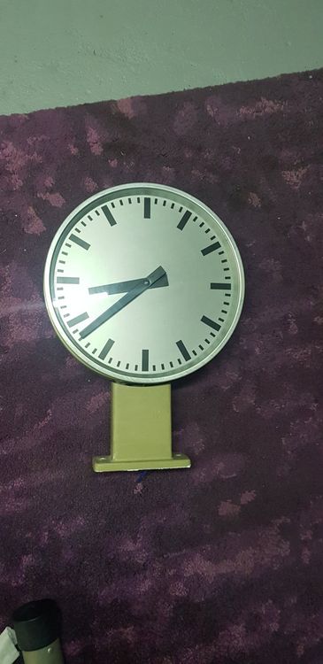 BAHNHOFUHR / MOSER - BAER (Gebraucht) in Horriwil für CHF 35 – mit Lieferung auf Ricardo kaufen