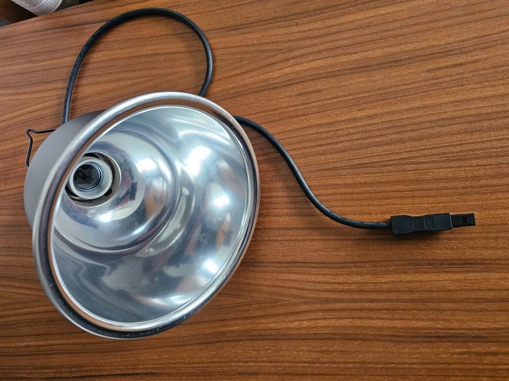 Terrarium Lampe X-Reptile Komplettset UV-MH 70 Watt | Kaufen auf Ricardo