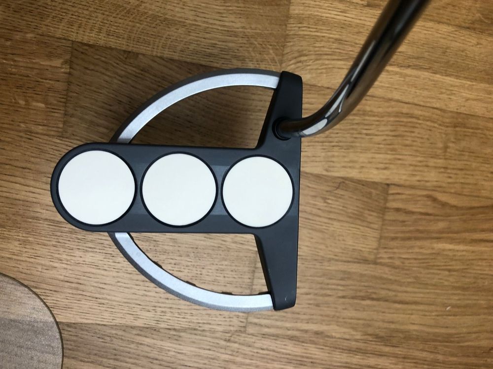 Golf Putter Odyssey TriBall STR / RH / 35" Fast neu (Gebraucht) in für CHF 120 – mit Lieferung ...