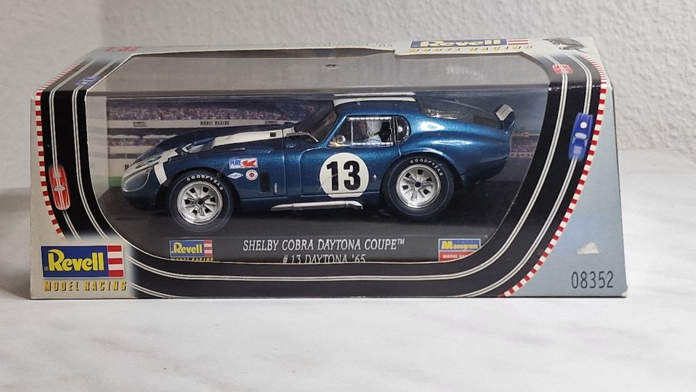 Revell 08352 Shelby Cobra Daytona Coupe #13 DAYTONA '651:32 (Neu und ...