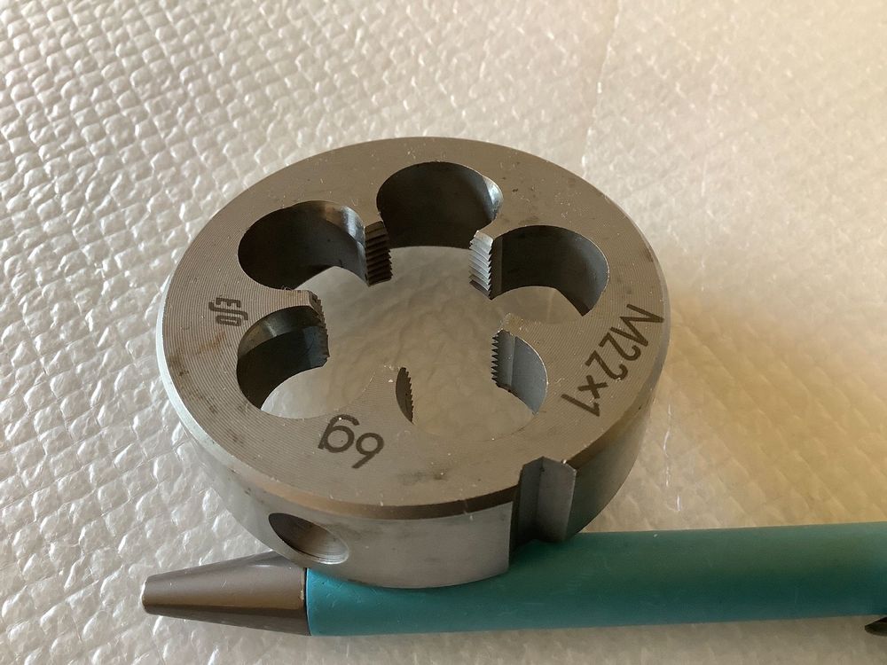 M22 x 1 Schneideisen Filière, von ESO Swiss | Acheter sur Ricardo