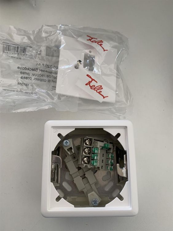 Feller AP Edizio Telefon Steckdose TT83 | Kaufen auf Ricardo