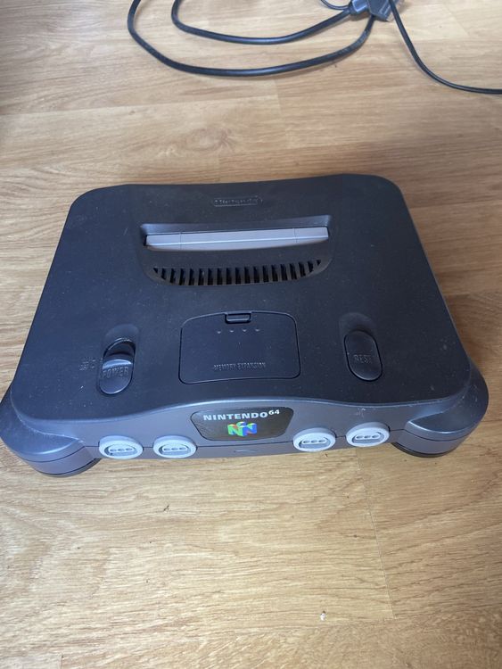 Console Nintendo N64 (D'occasion) à Corin-de-la-Crête pour CHF 80 ...