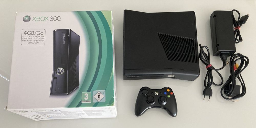 XBox 360 Konsole Slim schwarz-matt mit OVP (Gebraucht) in Jonschwil für ...