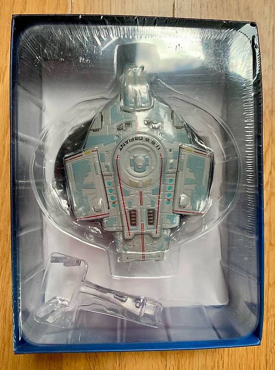 STAR TREK EAGLEMOSS STARSHIP COLLECTION #7 USS DEFIANT (Gebraucht) in ...
