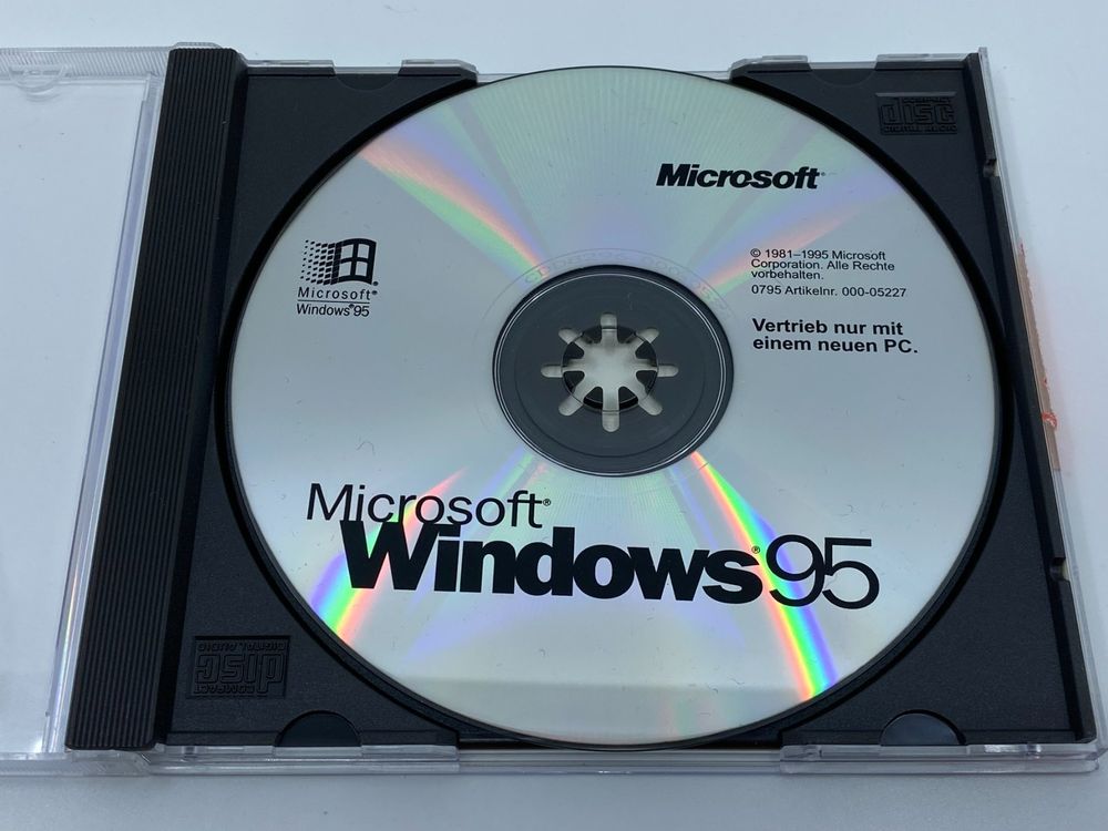 Microsoft Windows 95 OEM Version (Gebraucht) in Langwiesen für CHF 1 – mit Lieferung auf Ricardo ...