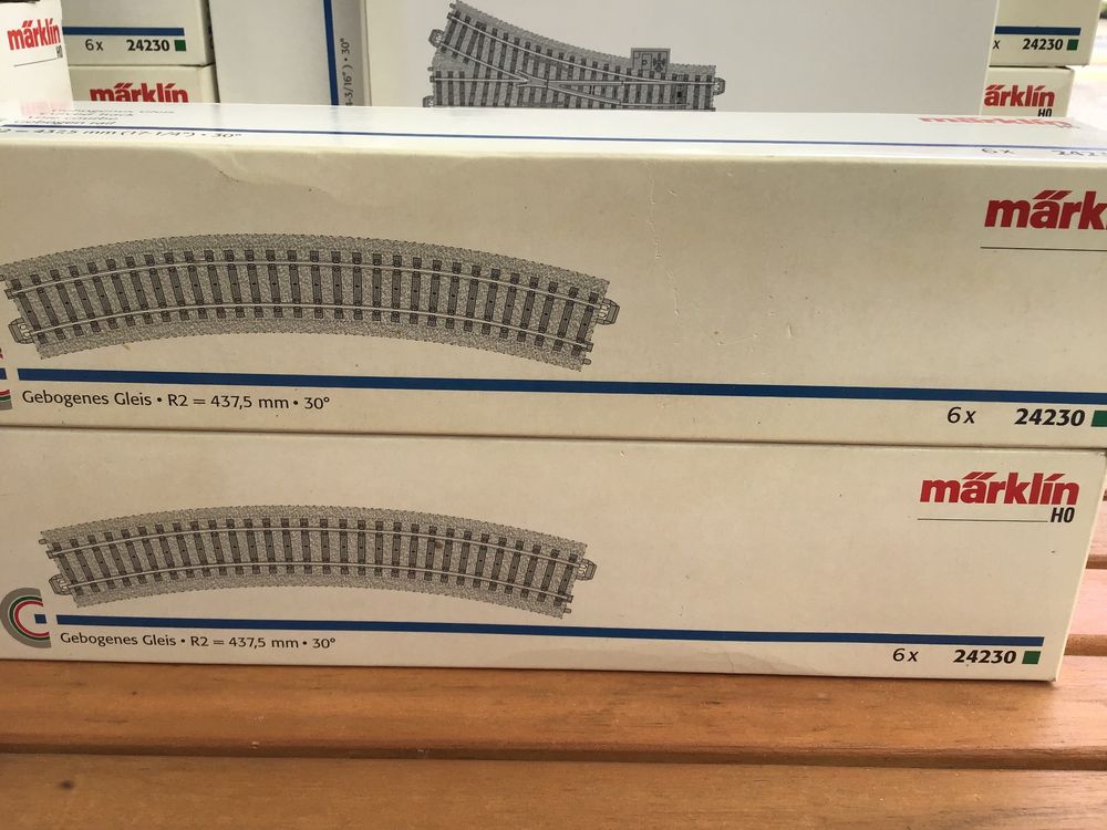 Märklin H0, 24230, Gebogenes Gleis R2, 9stk (Gebraucht) in Hombrechtikon für CHF 13 – mit ...