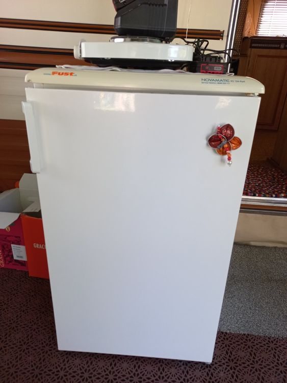 Kühlschrank Novomatic mit Gefrierfach (Gebraucht) in Moosseedorf für CHF 123 – nur Abholung auf ...