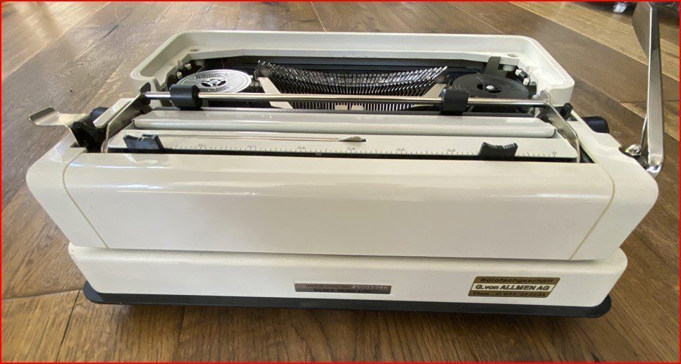 Schreibmaschine Silver-Reed 500 (Gebraucht) in Thun für CHF 15 – mit ...