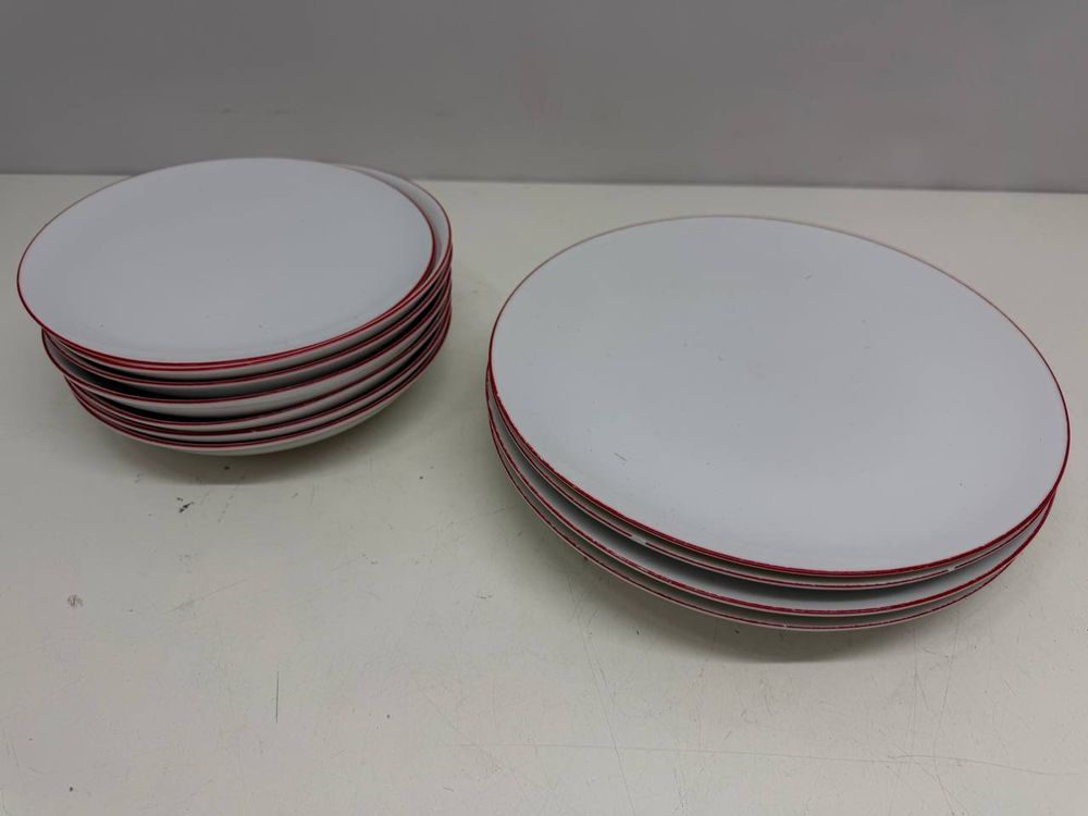 10 Essteller mit rotem Rand, K 228 (Gebraucht) in Niederönz für CHF 1 ...