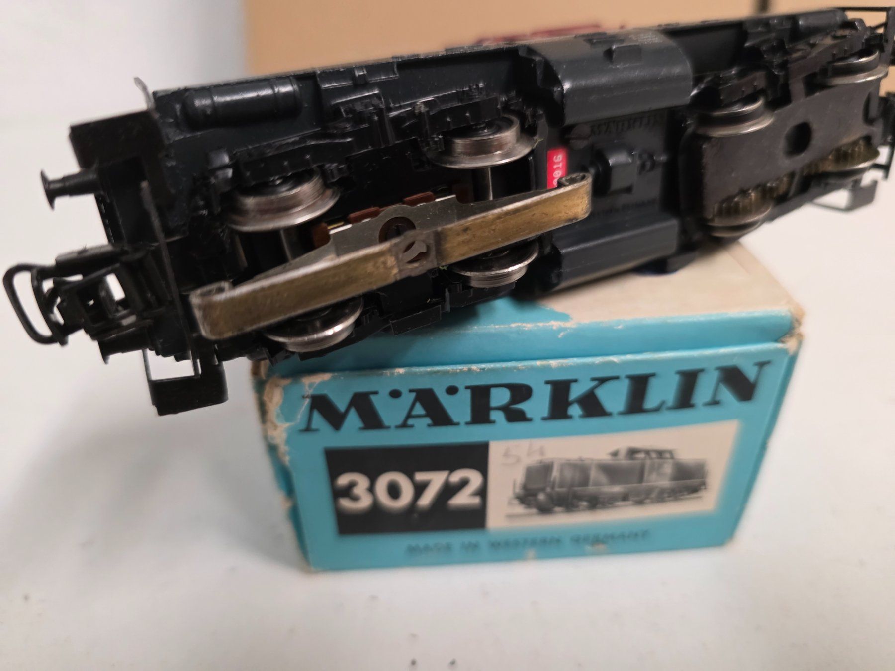 Märklin 3072 lok Br V100 2215 DB dès 1.-fr (Gebraucht) in bassecourt ...