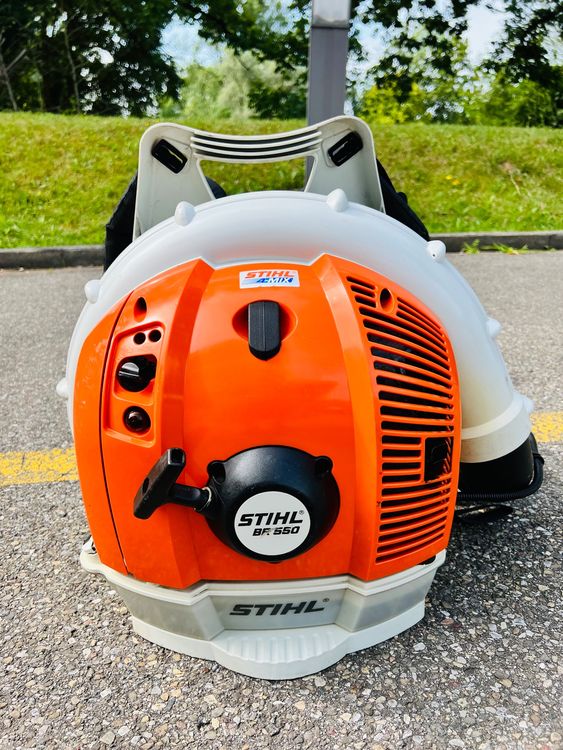 Laubblaser Stihl BR 550 (Gebraucht) in Urdorf für CHF 590 – nur ...
