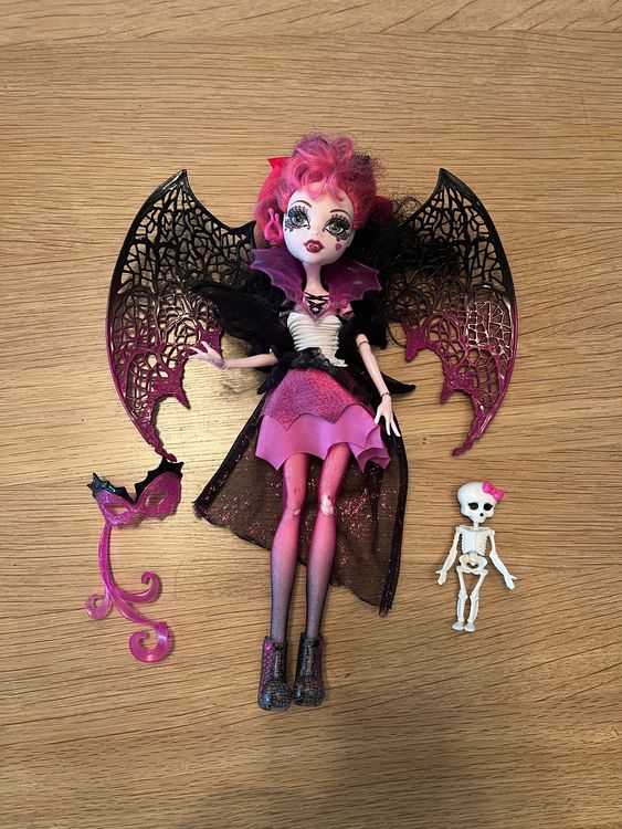 Monster High / Ever after High Puppen Set (Gebraucht) in Herrliberg für ...