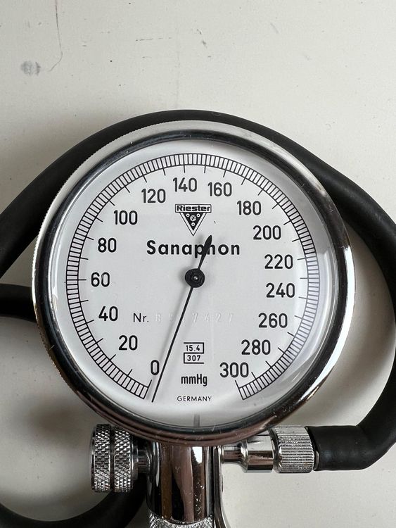 Riester Sanaphon Germany Blutdruckmessgerät. (Gebraucht) in Neuhausen ...