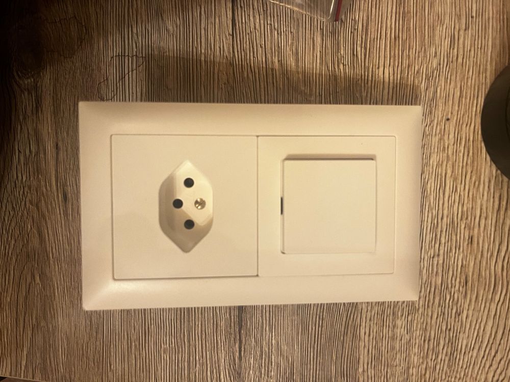 Schalter+Steckdose Typ 13 | Kaufen auf Ricardo