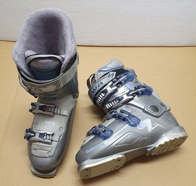 SKISCHUHE LOWA Gr.40.5 !!!RÜCKGABERECHT!!! (Gebraucht) in Mels für CHF 25 – mit Lieferung auf ...