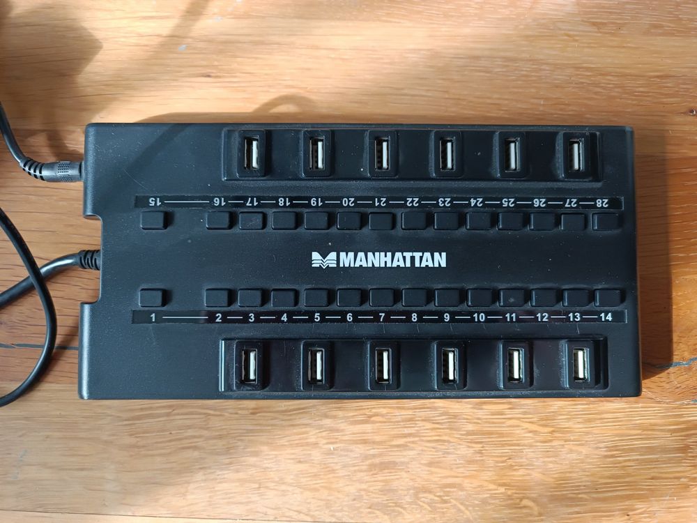 Manhattan USB Hub 28 Ports (4 x USB 3) einzeln abschaltbar (Gebraucht ...