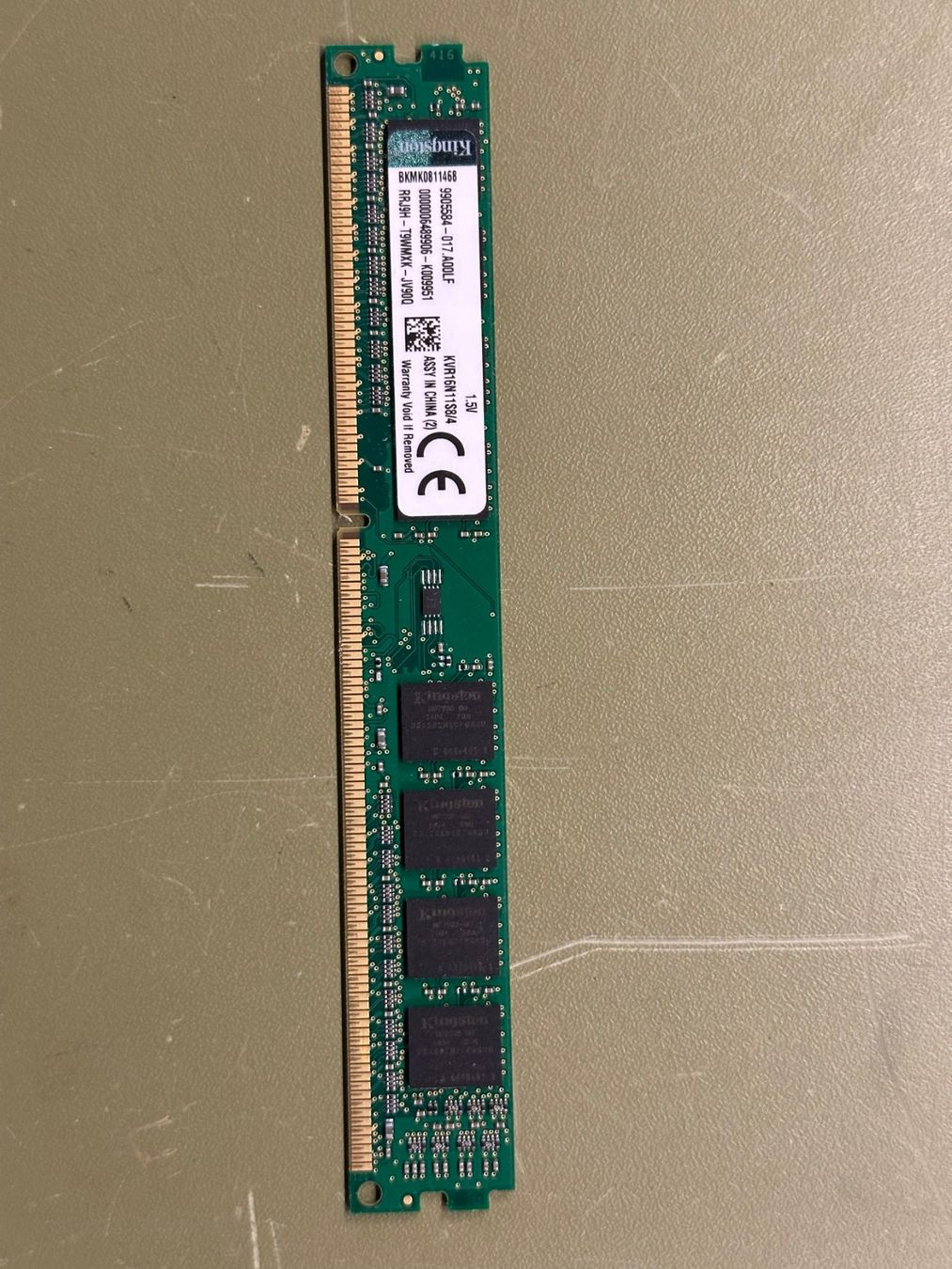 Lot de 8 barrettes mémoire kingstom (8x4 Gb) (Gebraucht) in Goumoens-la ...