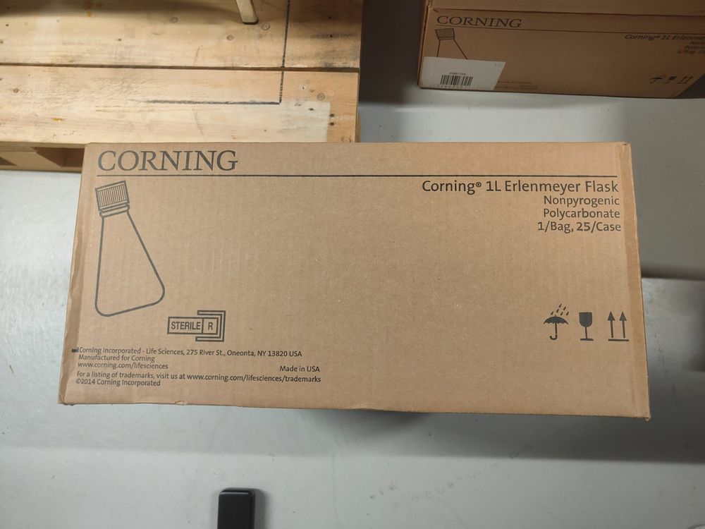 Corning Erlenmeyerkolben 1L (43 Stück) steril (Neu und originalverpackt ...