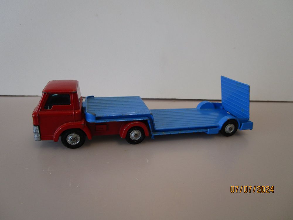 HUSKY FORD D SERIES + REMORQUE 1968/1969 (Gebraucht) in Chêne-Bourg für ...