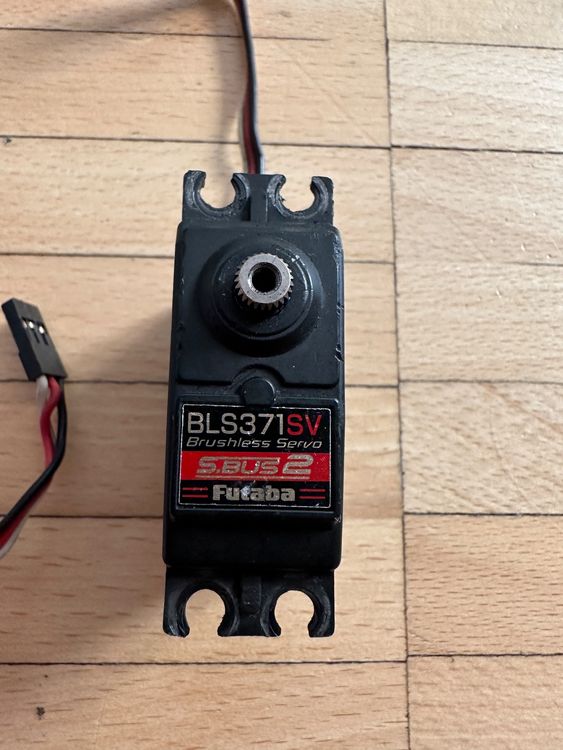 Futaba Servo BLS371SV S.BUS-2 HV-System (Gebraucht) in für CHF 18 – mit ...