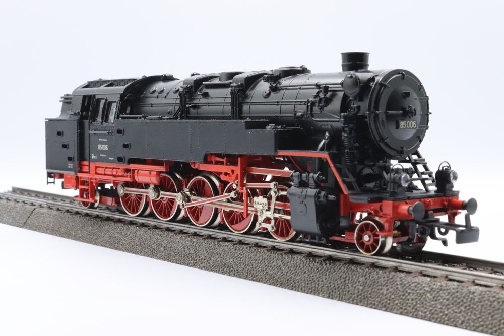 3308 Märklin Tenderlokomotive BR 85 der DRG (Gebraucht) in Felben ...