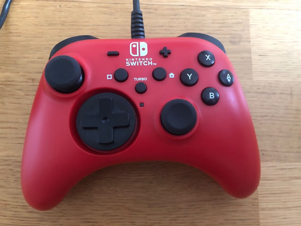 Nintendo Switch Hori Horipad Red Controller (Gebraucht) in Basel für CHF 20 – mit Lieferung auf ...