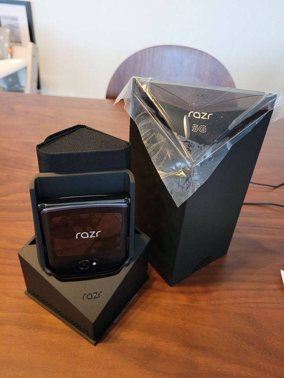 Motorola Razr 5G polished graphite 128gb | Kaufen auf Ricardo