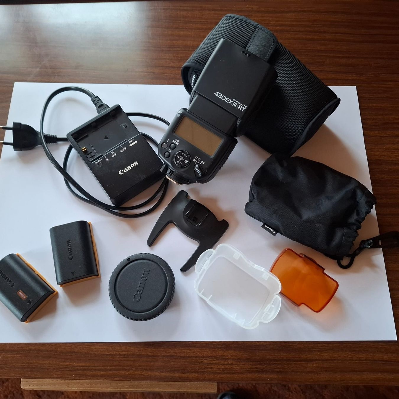 Canon EOS 90D Kit, wenig gebraucht, neuwertiger Zustand! (Neu (gemäss ...