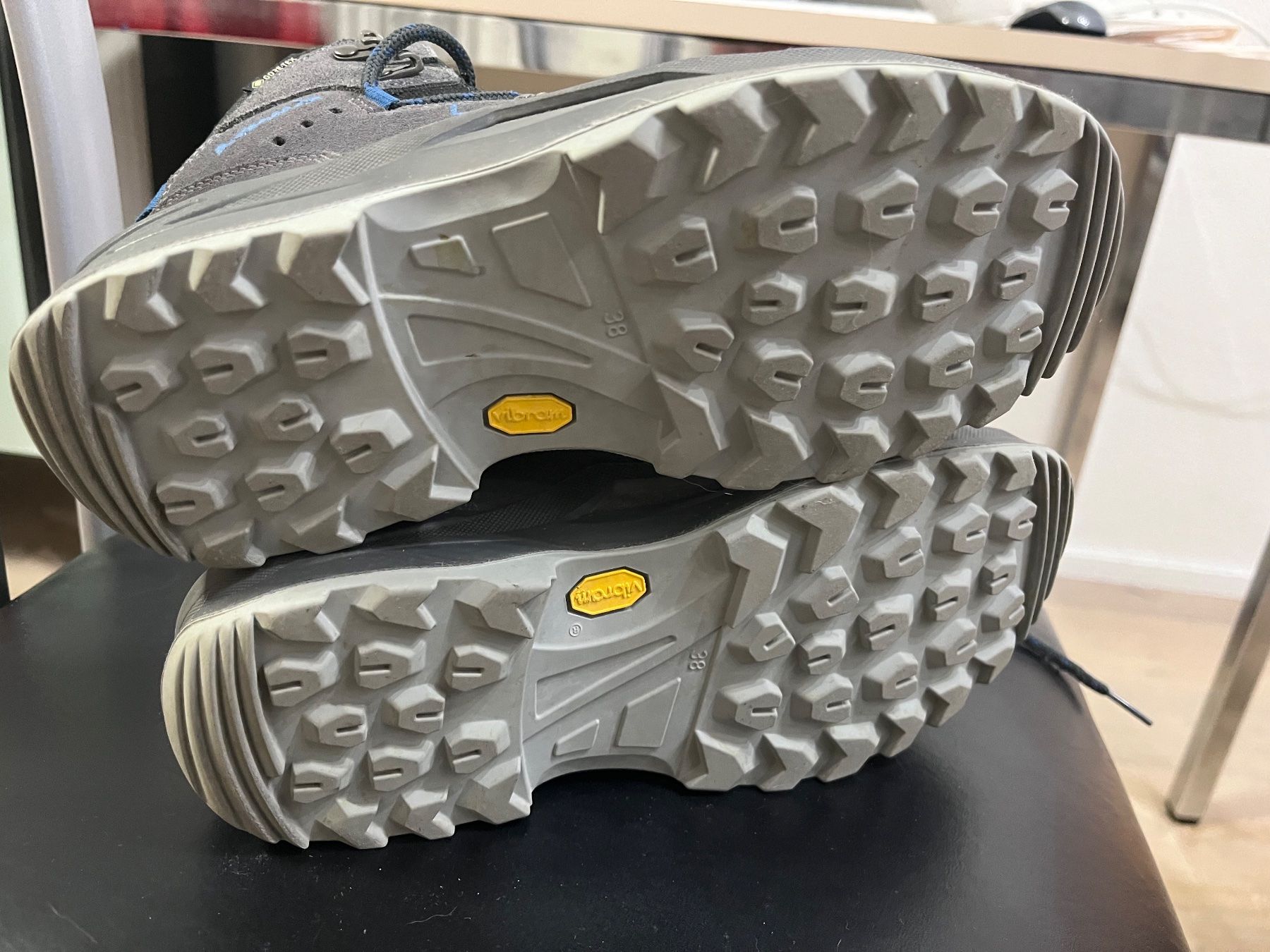 LOWA Wanderschuhe KODY EVO MID JUNIOR, Gr. 38 (Gebraucht) in Zürich für ...