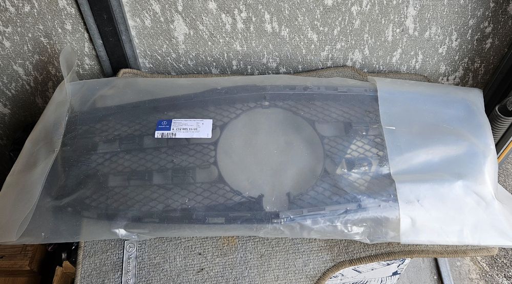 Calandra anteriore Mercedes Classe E (Neu (gemäss Beschreibung)) in ...